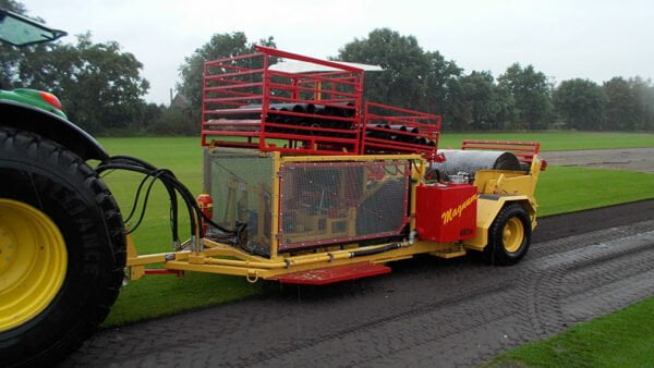 Magnum Big Roll Harvester - Machines for Sod Harvesting