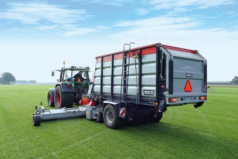 TRILO Saugwagen mit Seitenauslegern S8 - S10 - S12 - S14 - S16 ...